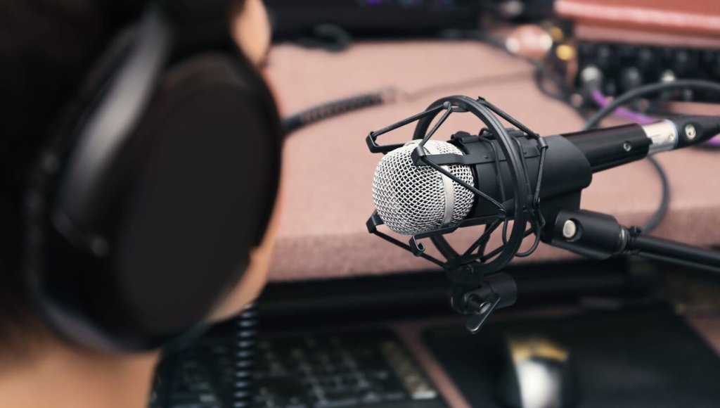 Radio Nostalgie - Émission : diffusions TV, streaming, replay | Télé 7 ...