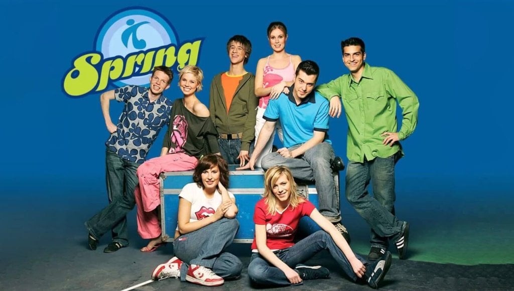 Spring - Série (2003) : diffusions TV, streaming, replay | Télé 7 Jours