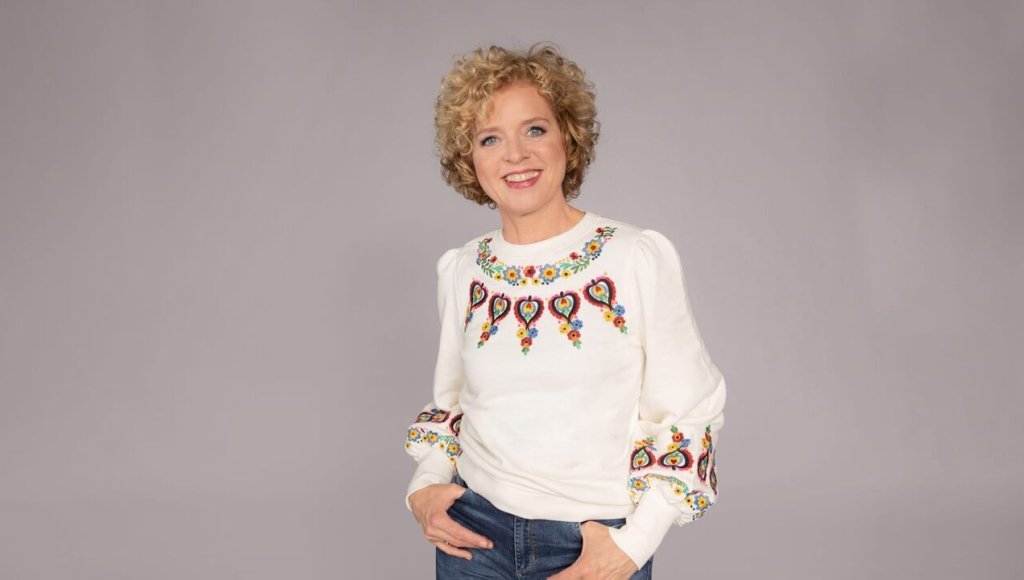 Frau tv - Midlife Magic - Émission : diffusions TV, streaming, replay ...