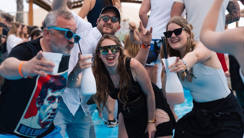 Mega-Party in Kroatien - Spring Break an der Adria - Documentaire (2023 ...