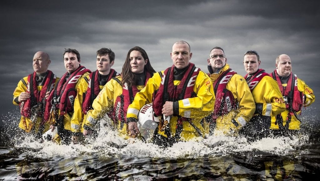 Saving Lives at Sea - Documentaire : diffusions TV, streaming, replay ...