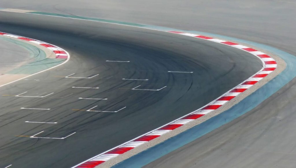 12 heures de Sebring - : diffusions TV, streaming, replay | Télé 7 Jours